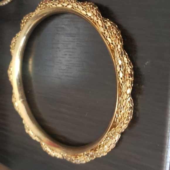Jewelry | Vintage Gold Tone Chain Wrapped Bangle Box Chain Fits Large ...